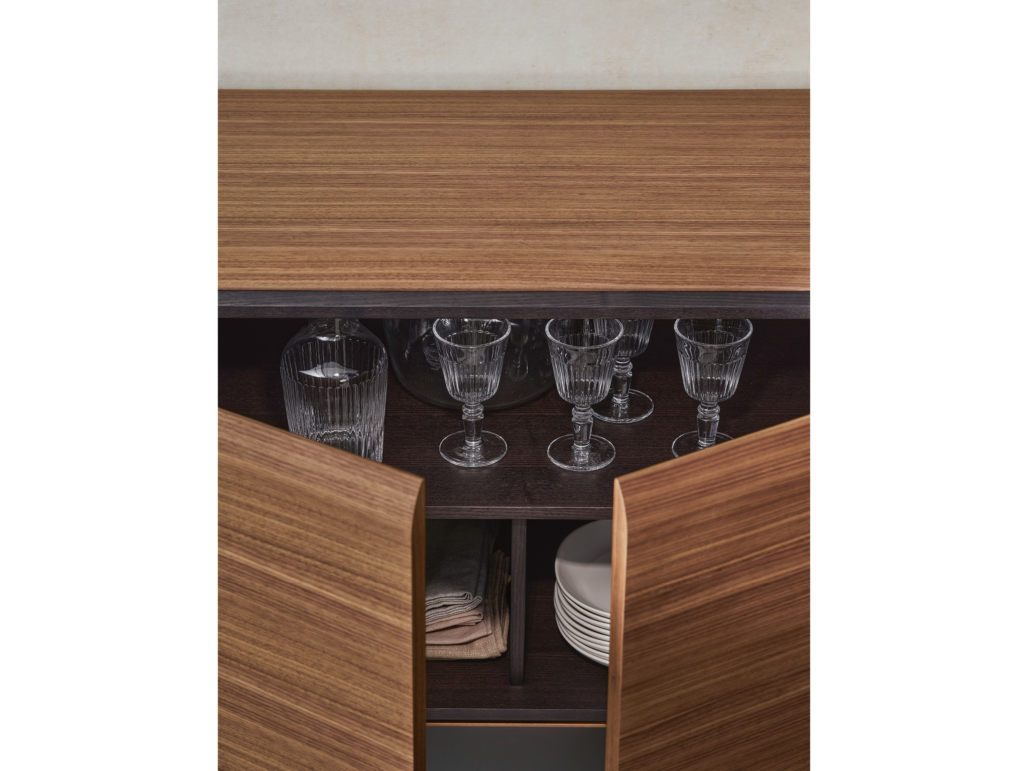 PEBBLE - SIDEBOARDS & CUPBOARDS - Porada